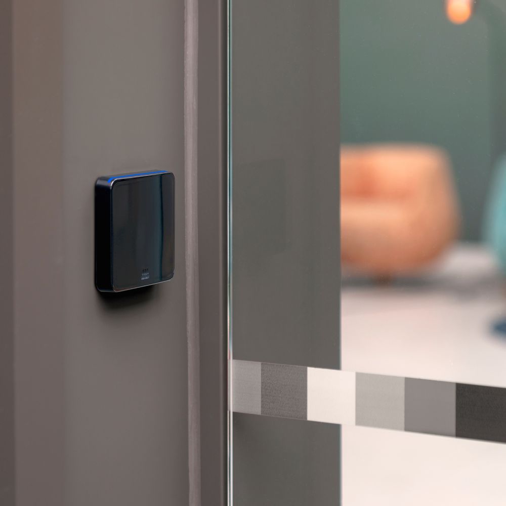 i-reader Electronic Wall Reader | ASSA ABLOY
